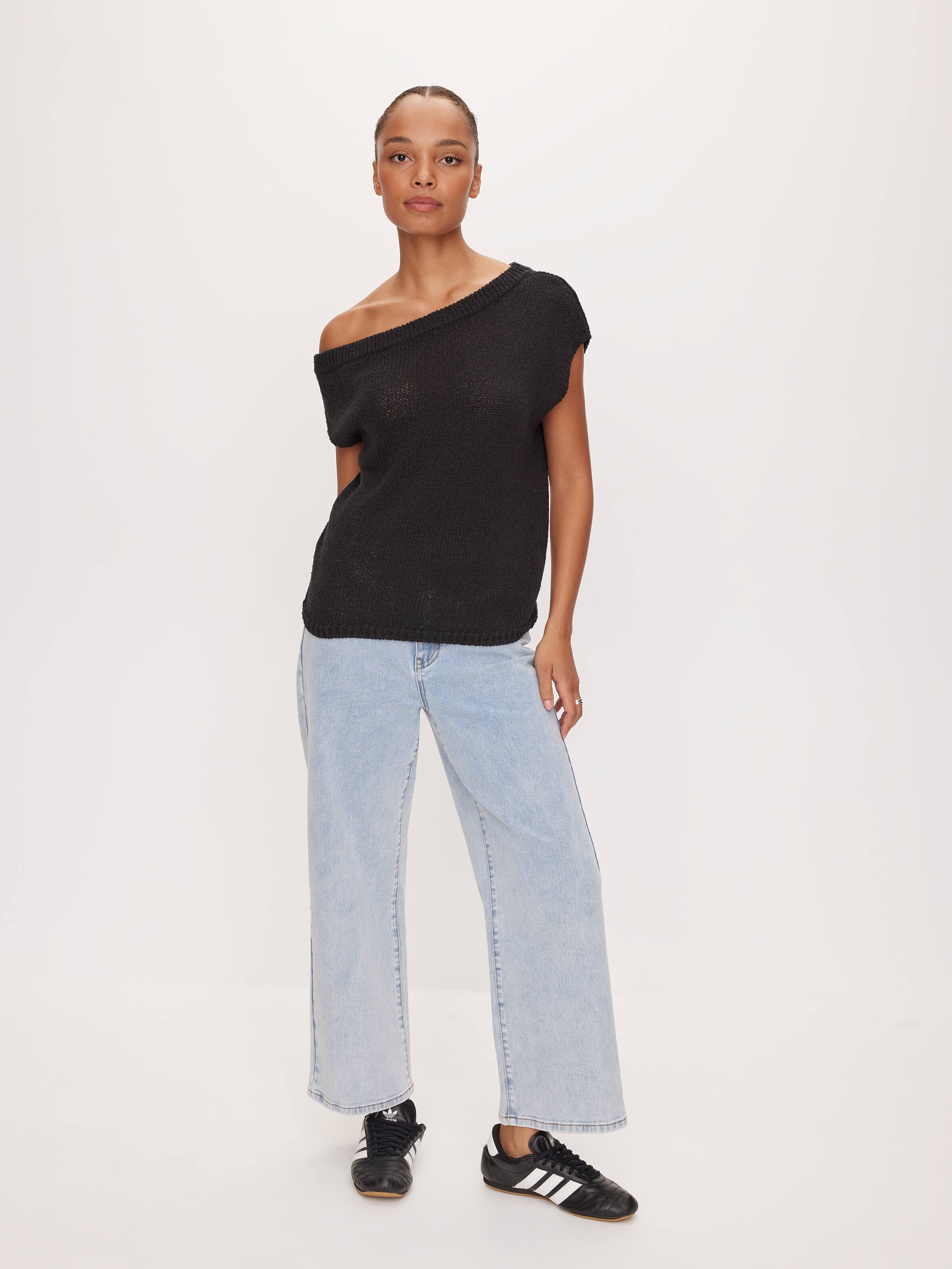 Latest Fashion & Newest Women's Clothing Styles | Dotti