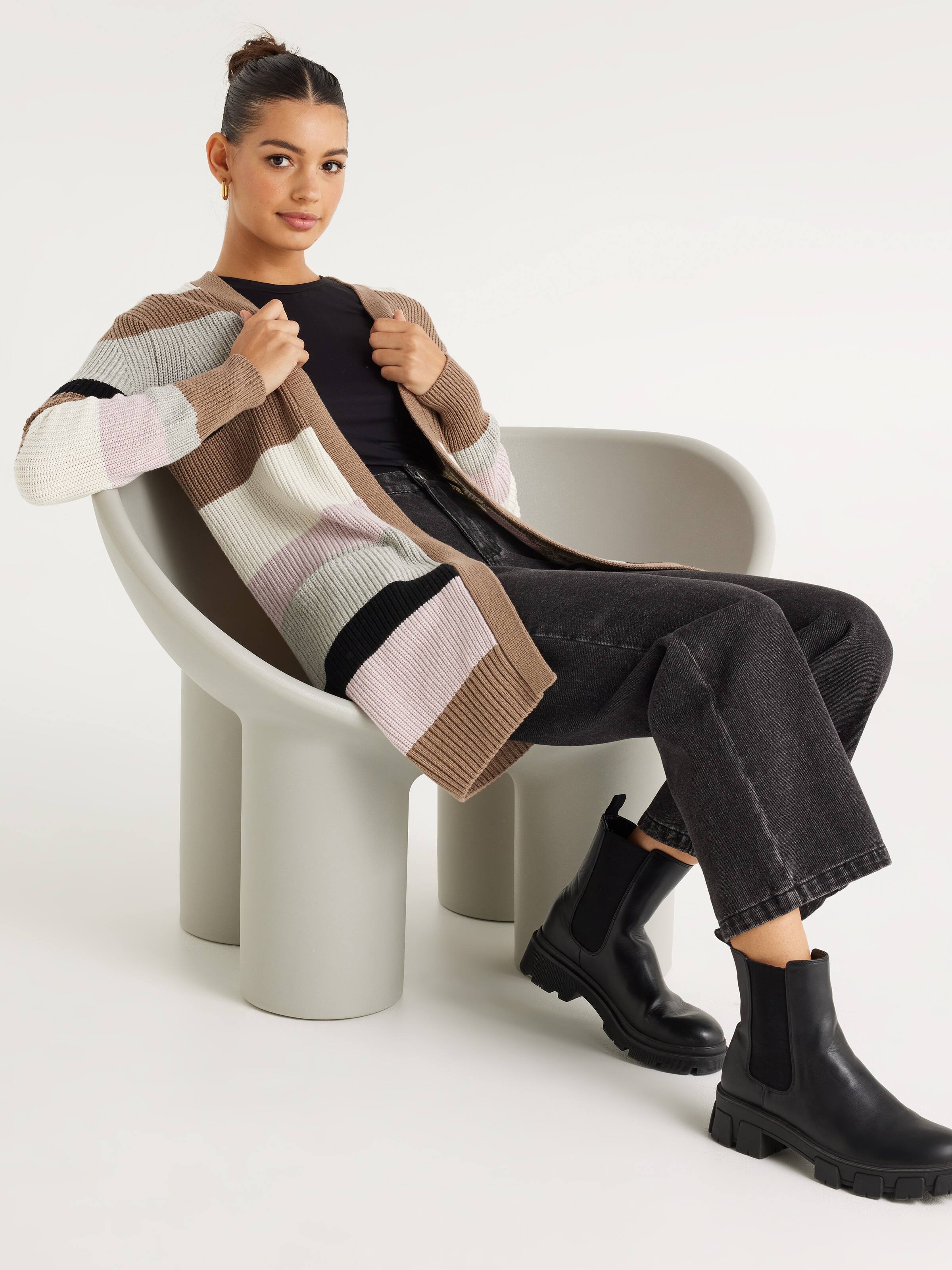 Women's Knit Cardi's - Crop & Long Knit Cardigans | Dotti