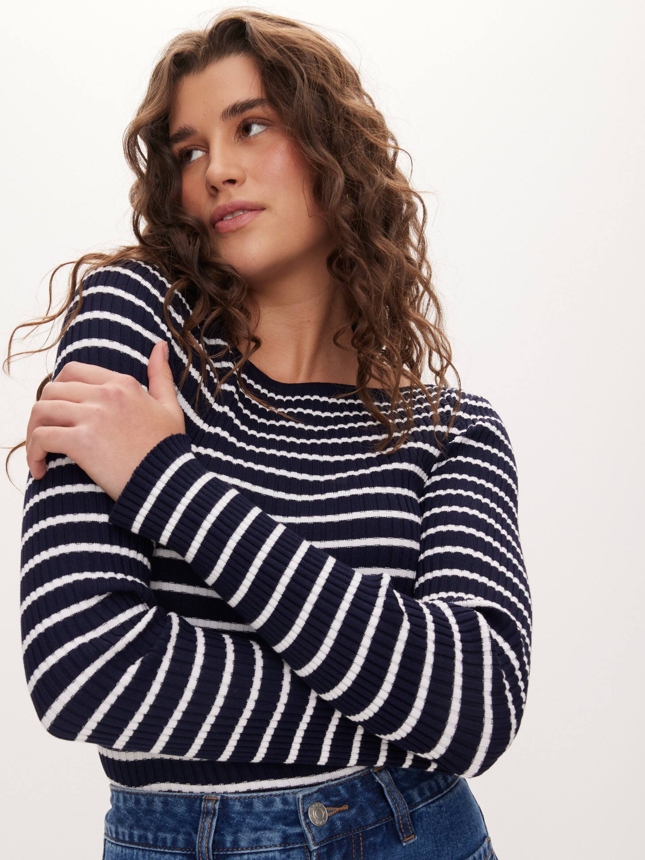 Women's Knit Sweaters & Tops | Dotti
