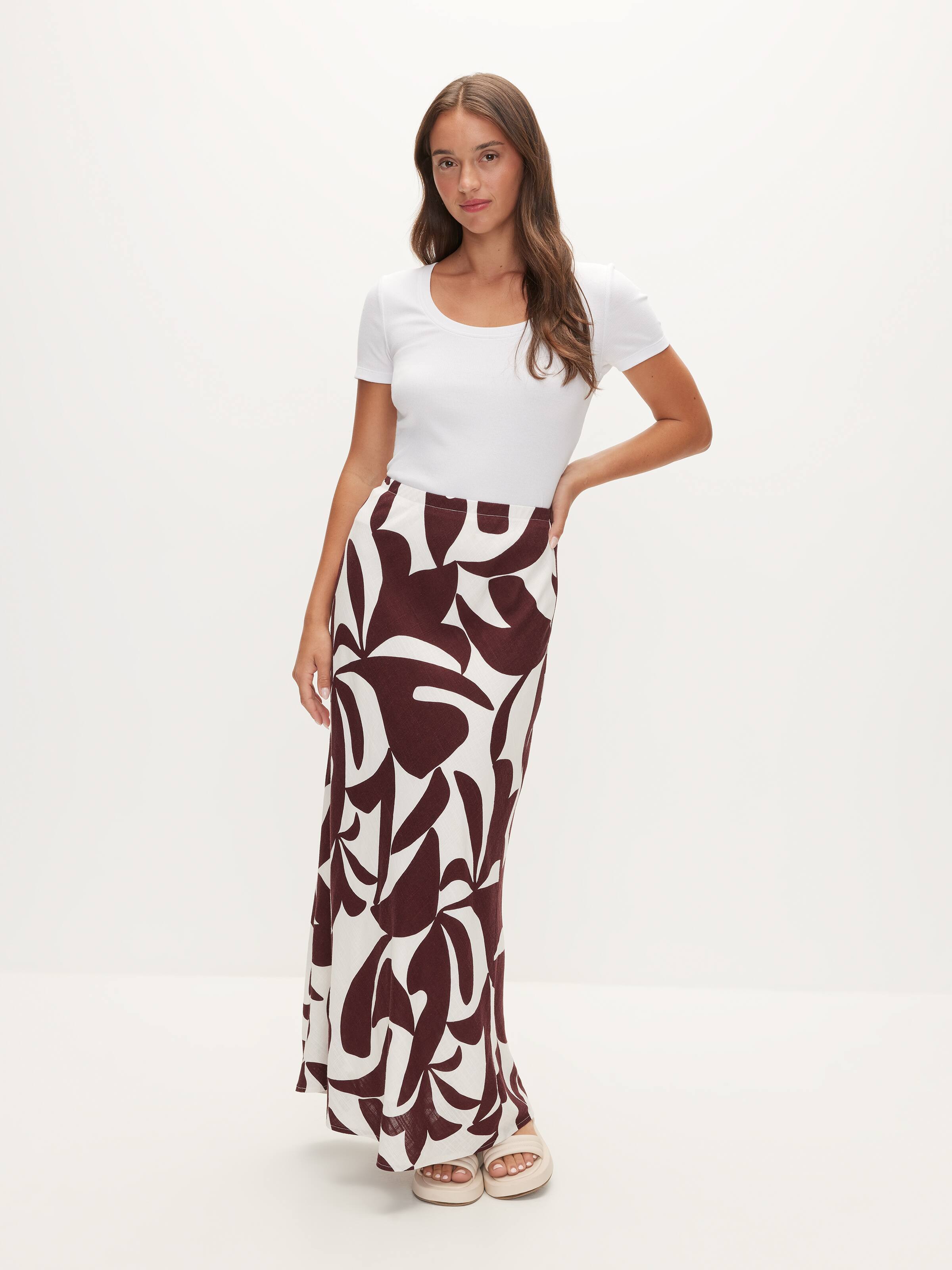 Latest Fashion & Newest Women's Clothing Styles | Dotti