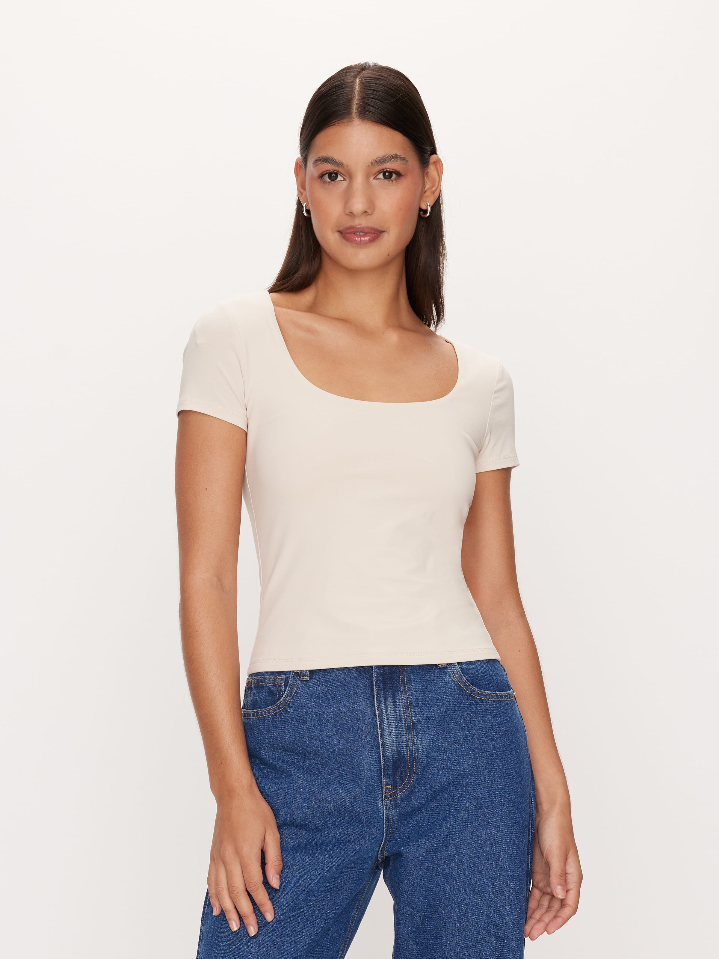 V Scoop Neck Tee Milk - Dotti Online