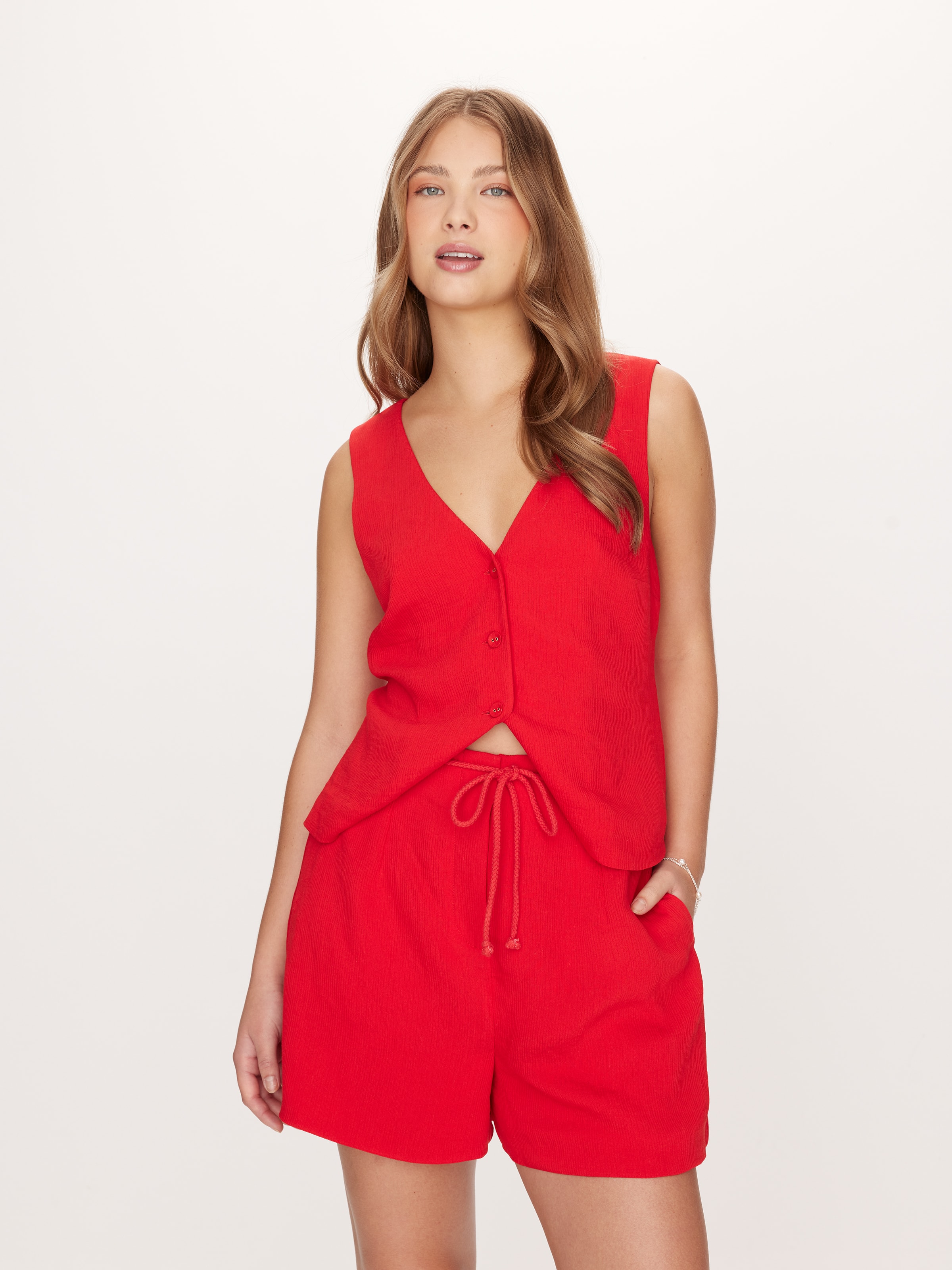 P8 Vivian Textured Short (Set) Red - Dotti Online