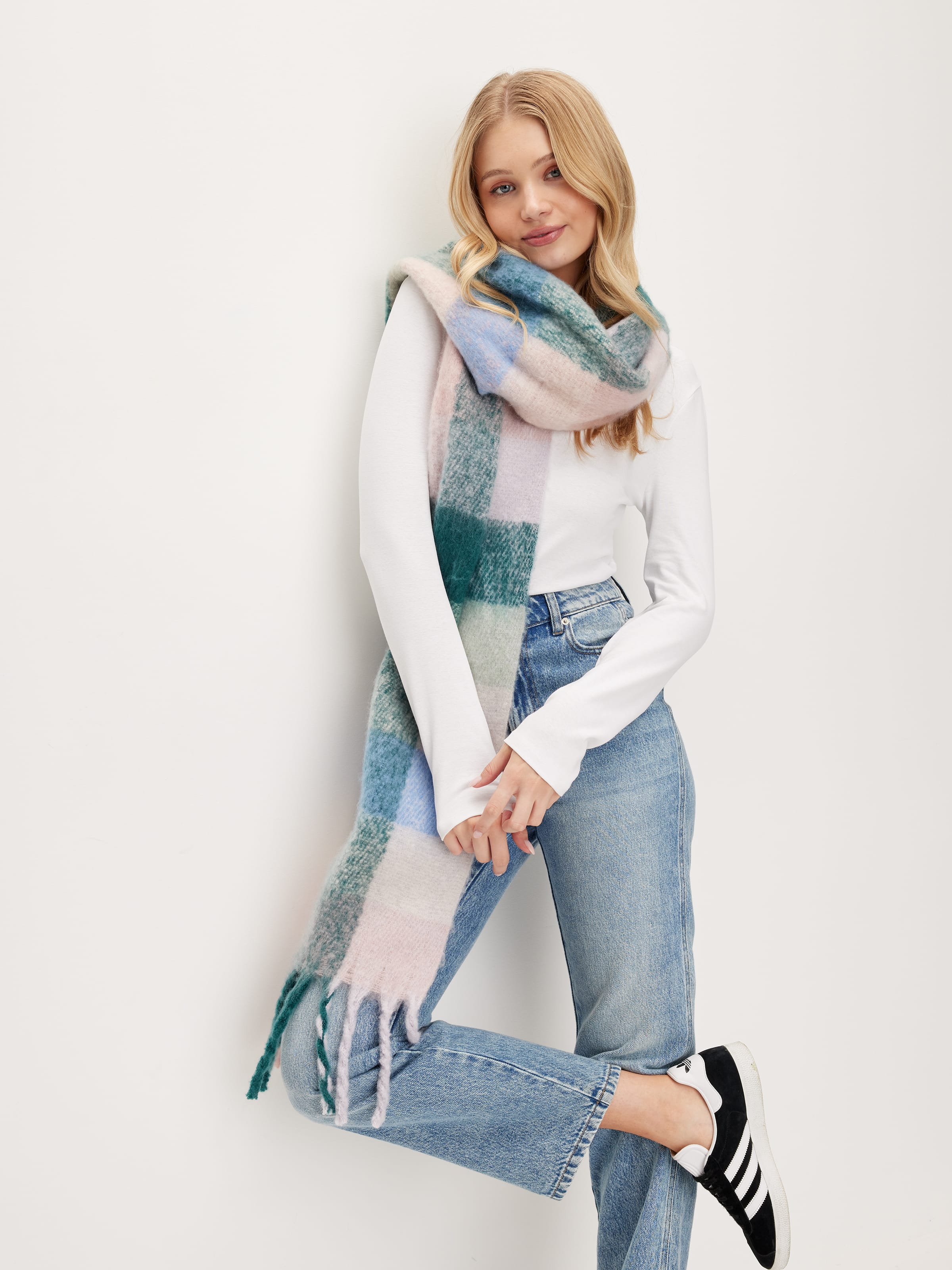 Harriet Home Scarf - Dotti Online